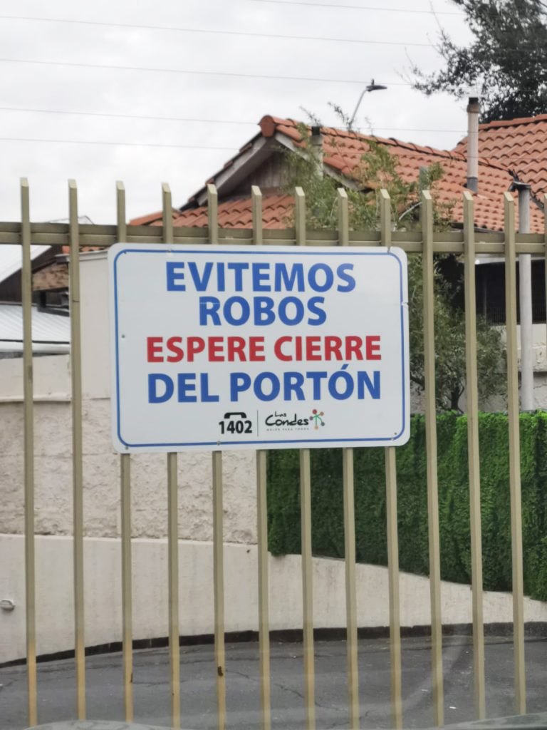 Letrero Evitemos Robos Espere Cierre del Portón | 80×50 cms Sintra ...